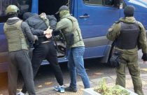 Аджика зелёная с орехами и сельдереем